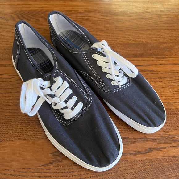 Mossimo Supply Co. | Shoes | Vintage 20 Mossimo Supply Co Navy Blue ...
